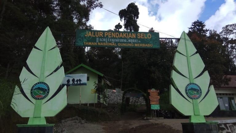 Panduan Pendakian Gunung Merbabu via Jalur Selo - Mounture.com