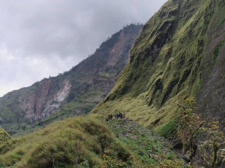 Mengenal Jalur Pendakian Gunung Rinjani via Torean - Mounture.com Mengenal Jalur Pendakian Gunung Rinjani via Torean - Mounture.com