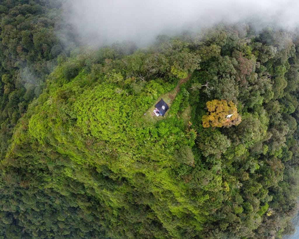 Mengenal Gunung Bongkok di Ciamis, Kecil-kecil Cabe Rawit - Mounture.com